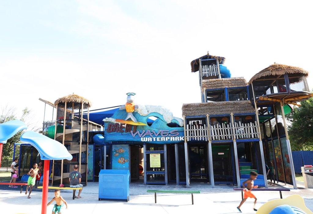 Great Waves Waterpark | Nova Parks